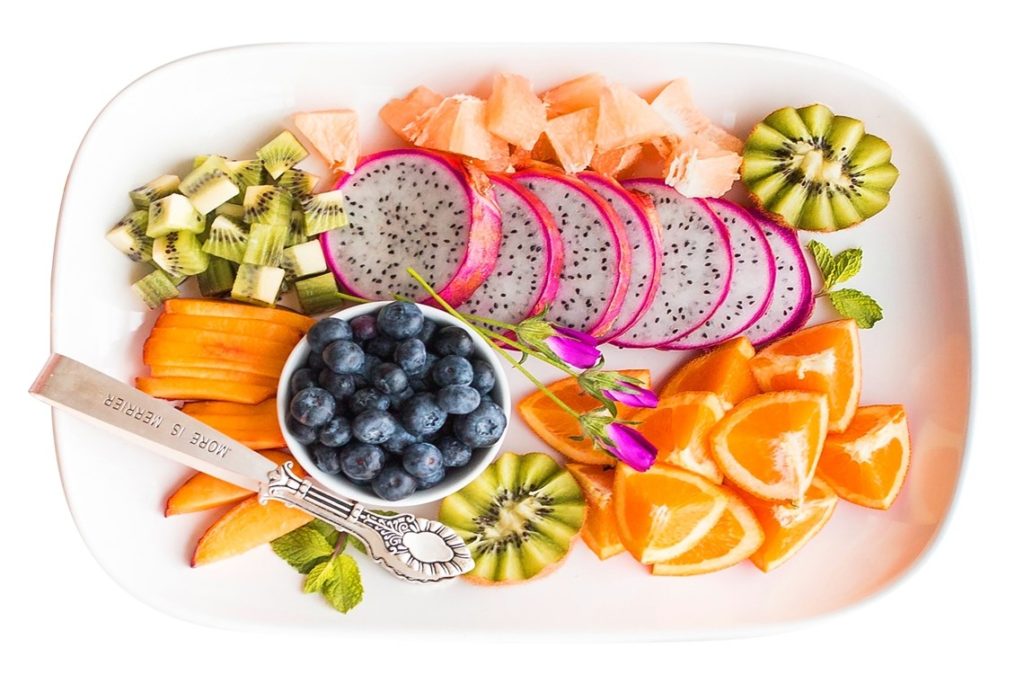 7 foods that help induce Menstruation in a natural way - Womens Exclusive